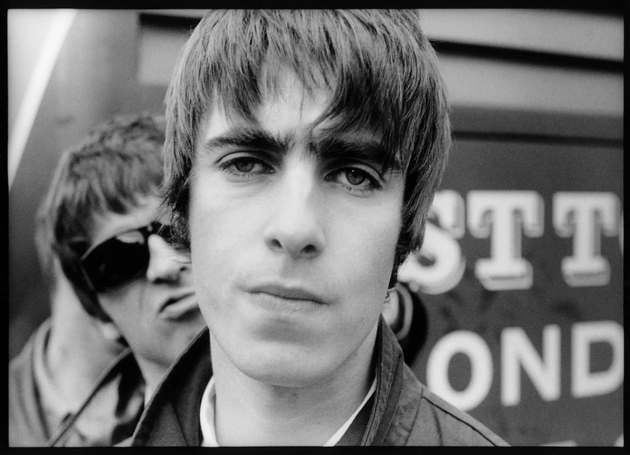 Oasis: Timeline of a Sibling Rivalry for the Ages - Pierluigi Piccini ...